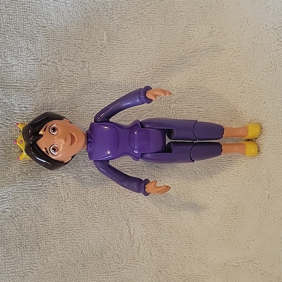 Mattel | Toys | Dora The Explorer And Friends Fairytale Adventure Queen ...